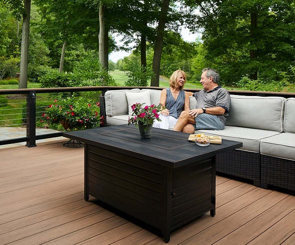 Who is the top deck builder in the Austin, Texas area?