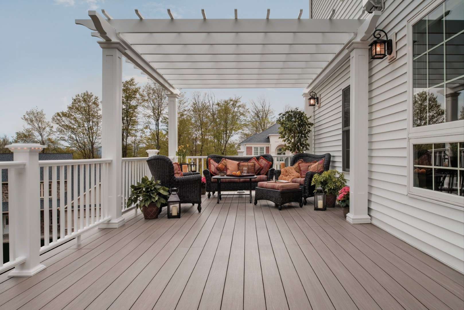 Backyard Ideas with Deck to Inspire your Backyard Renovations ...