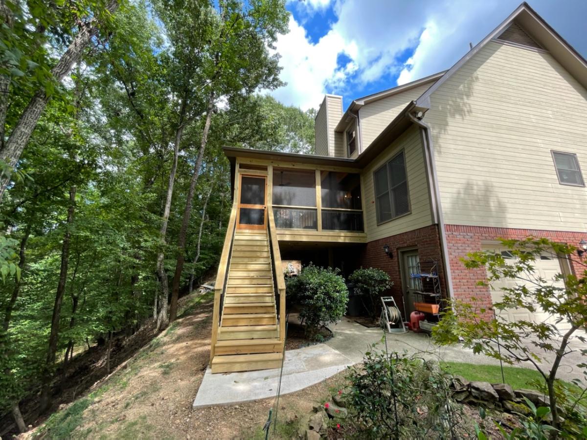 Hoover AL deck and porch combination builder