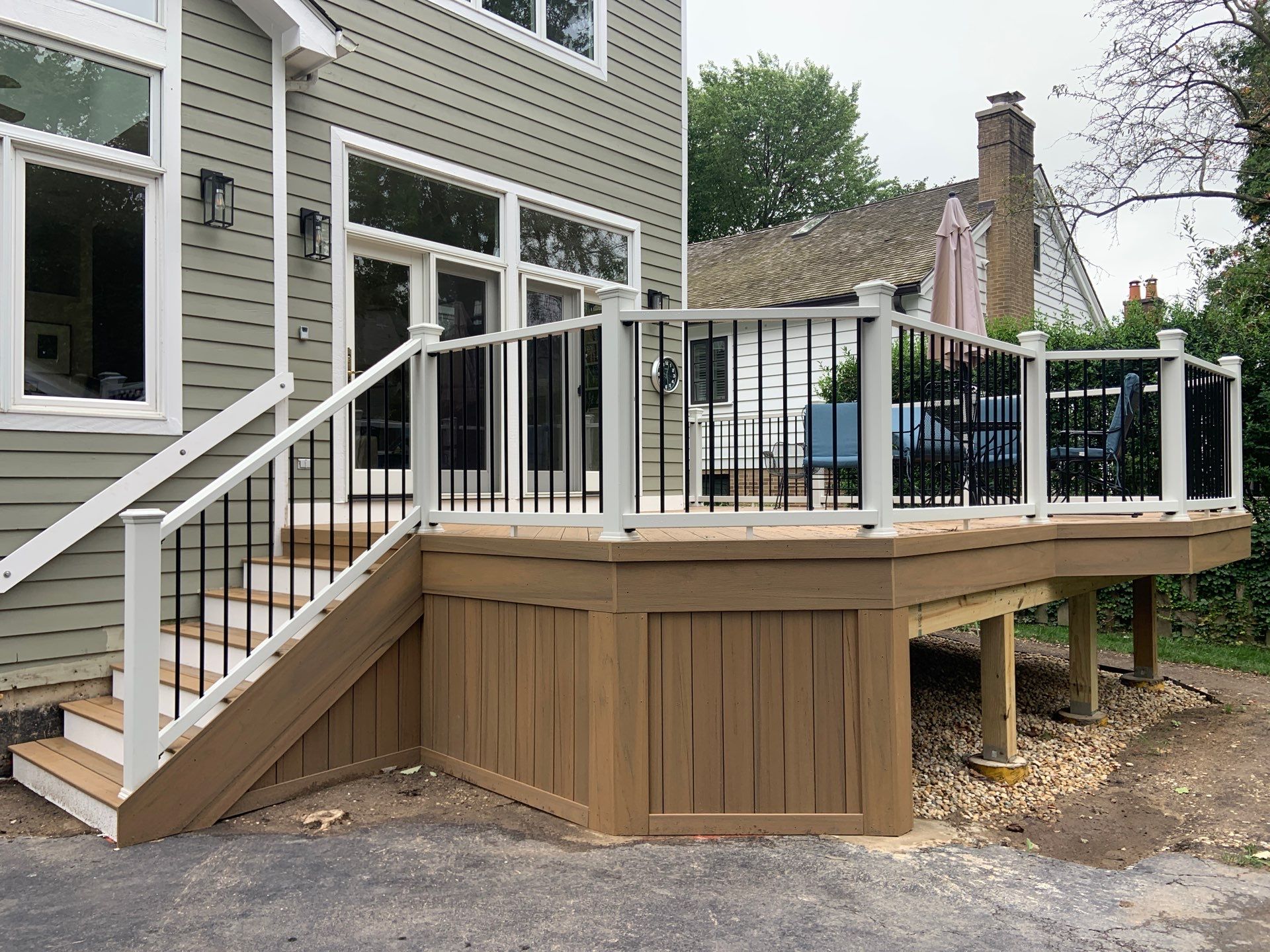 Composite & Vinyl Decks