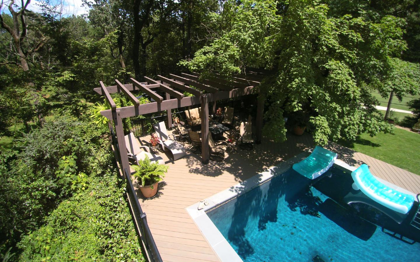 Birmingham outdoor living space combinations are a specialty of Archadeck.