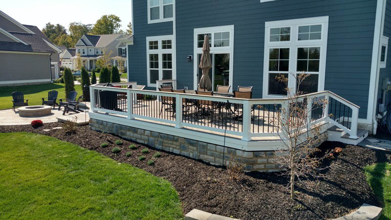 Composite & Vinyl Decks