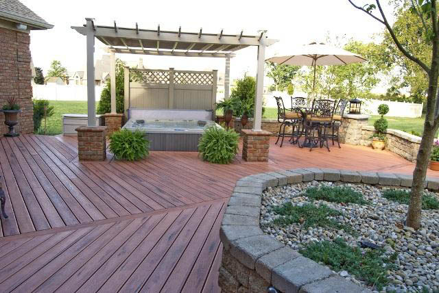 Composite & Vinyl Decks