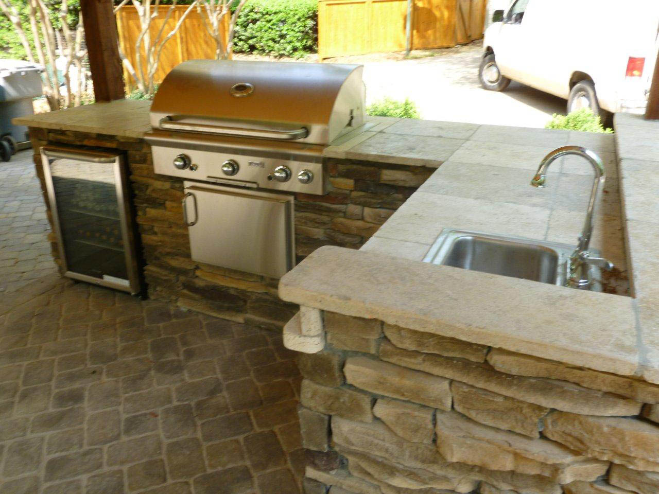 Outdoor Kitchens