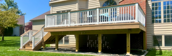 Archadeck of Chicagoland custom designed & built this TimberTech Deck ...