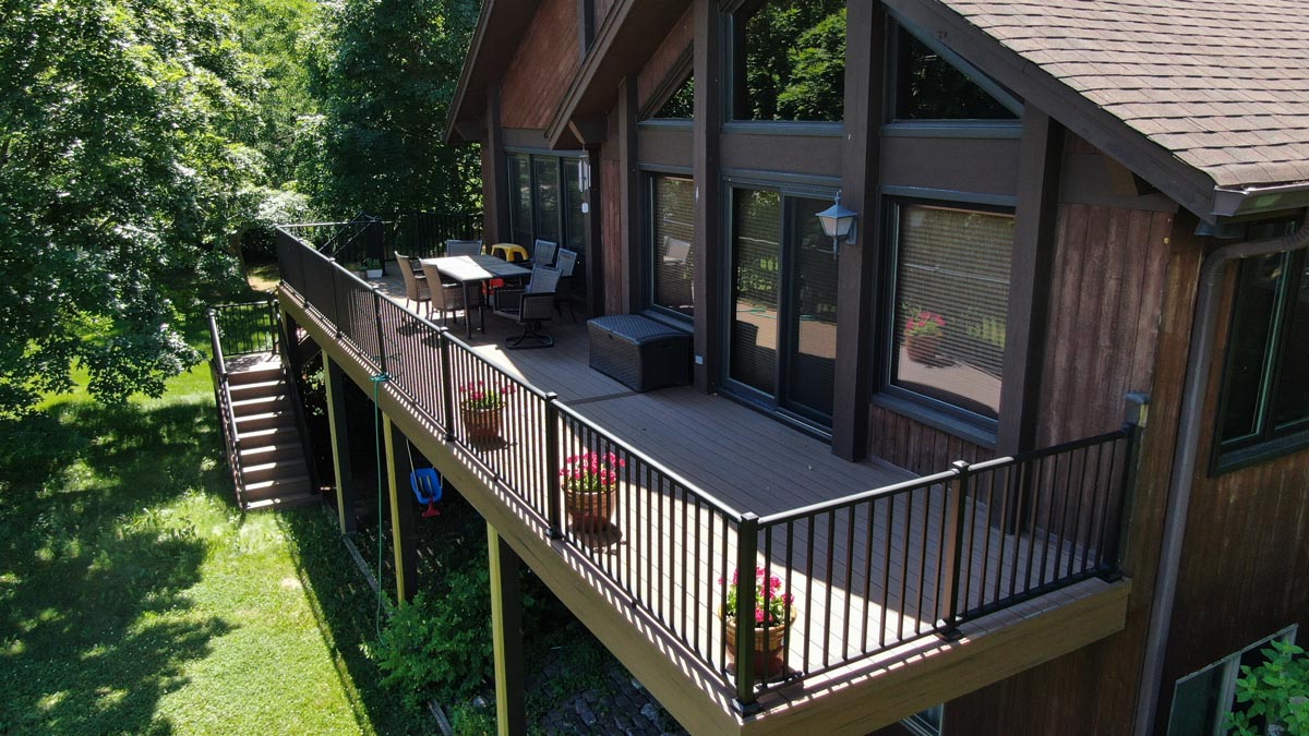 Composite & Vinyl Decks