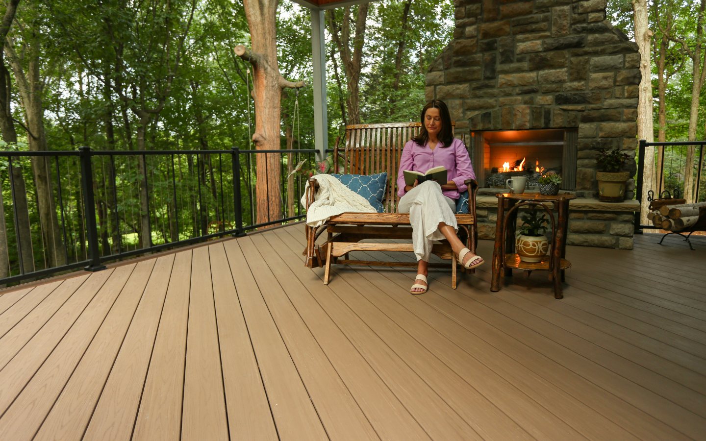 Archadeck is the finest Decatur screened porch builders.