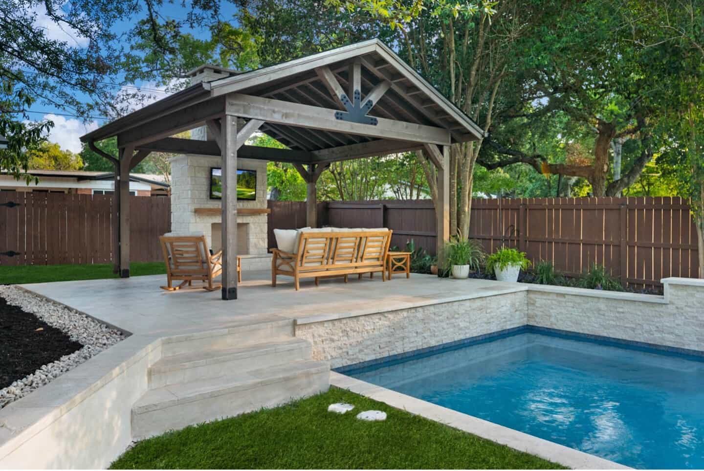 Benefits of Plano Patios and Hardscapes in Your Yard