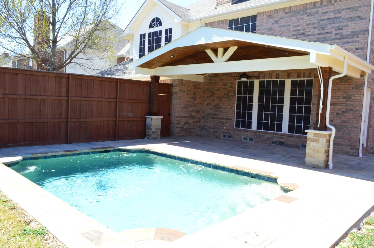 New poolside covered patio in Irving, TX.