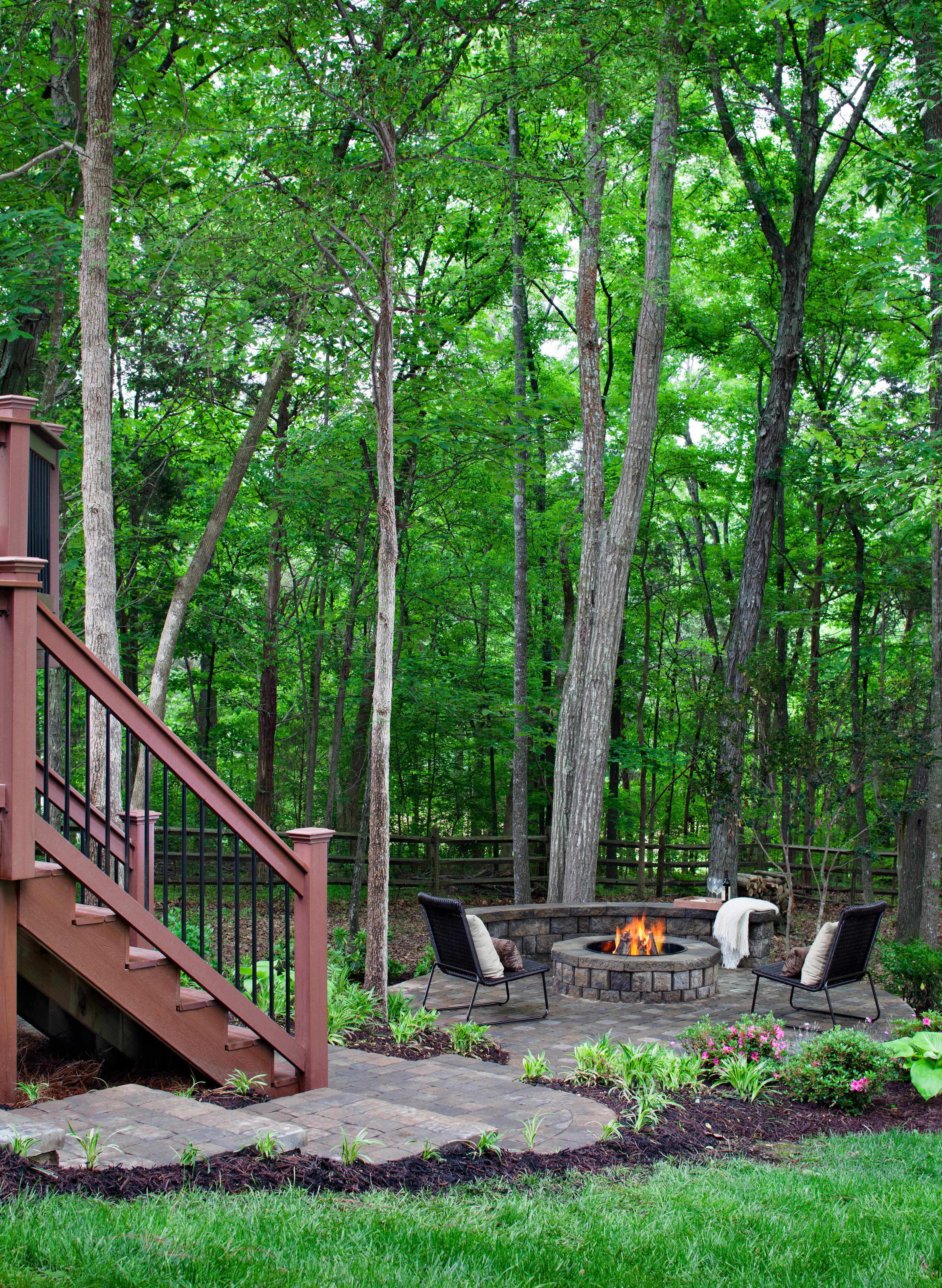 Outdoor Fireplaces & Fire Pits