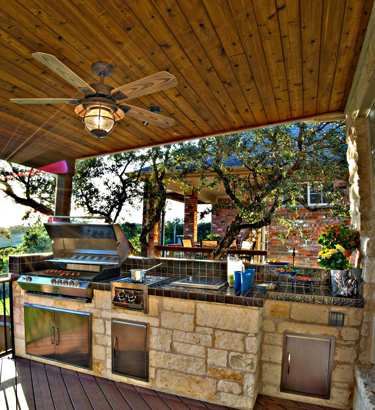 Outdoor Kitchens