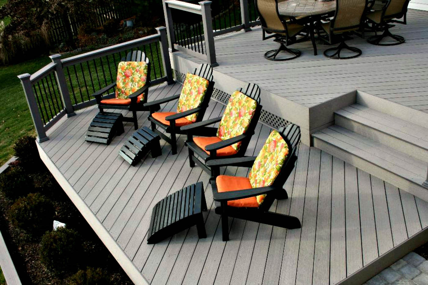 Composite & Vinyl (PVC) Decks