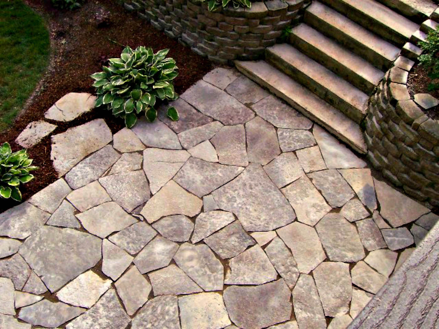 Stone Patios, Hardscapes and Retaining Walls