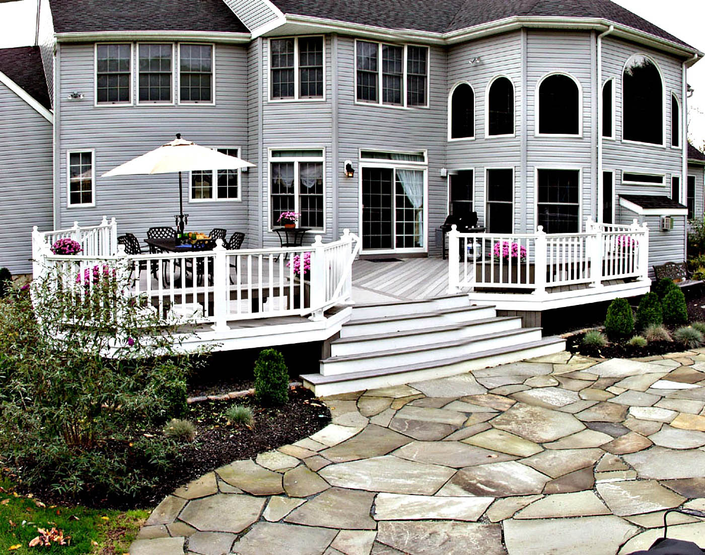 Stone Patios, Hardscapes and Retaining Walls
