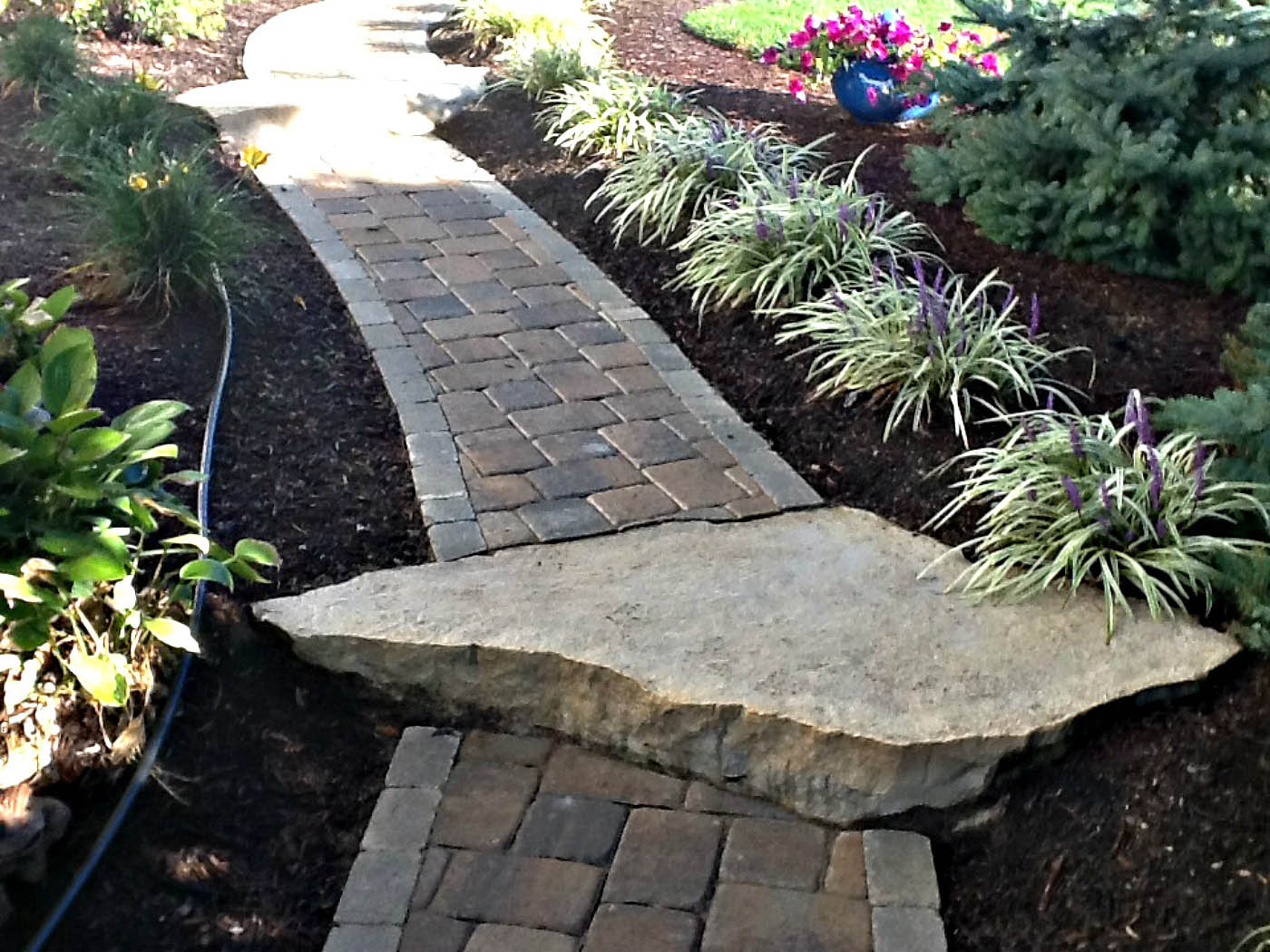 Stone Patios, Hardscapes and Retaining Walls